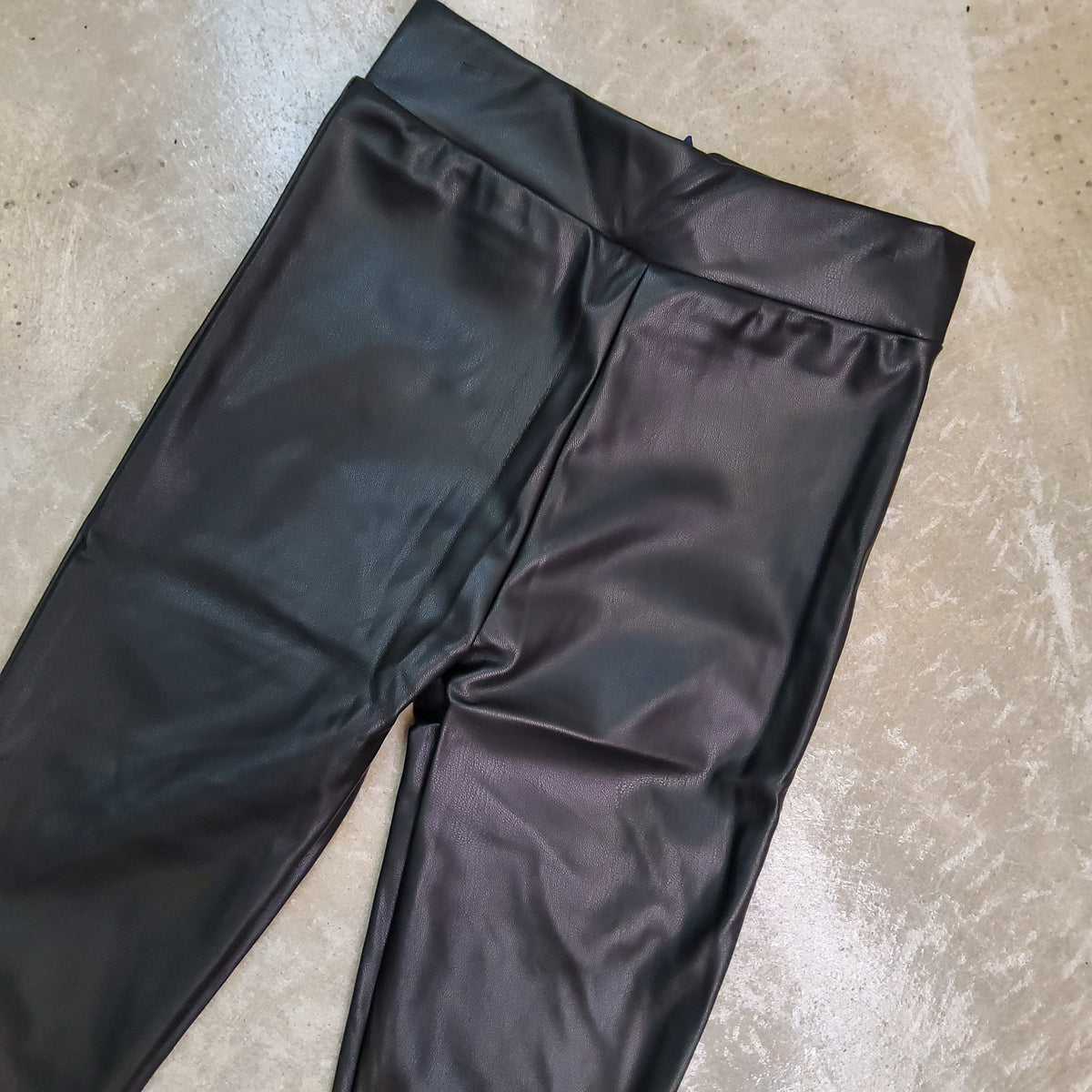 FAUX BLACK LEATHER LEGGINGS – Deb & Co. Boutique