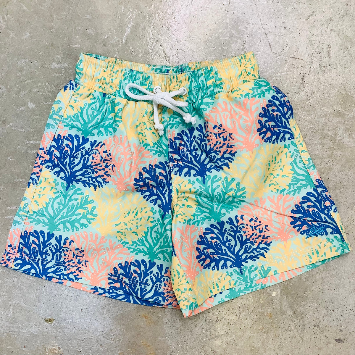 REEF SWIM TRUNKS – Deb & Co. Boutique